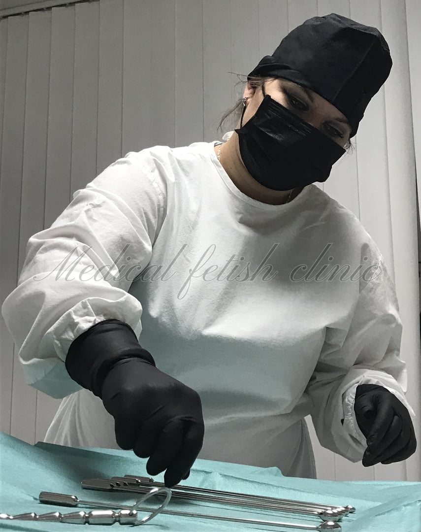 Madam Iris | profidominy.cz